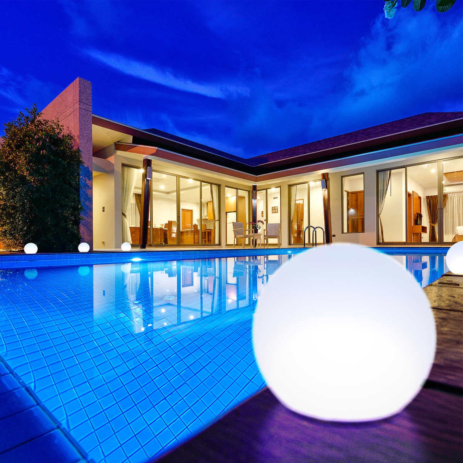 Atomi Smart 3-Pack Color-changing LED Orb Light